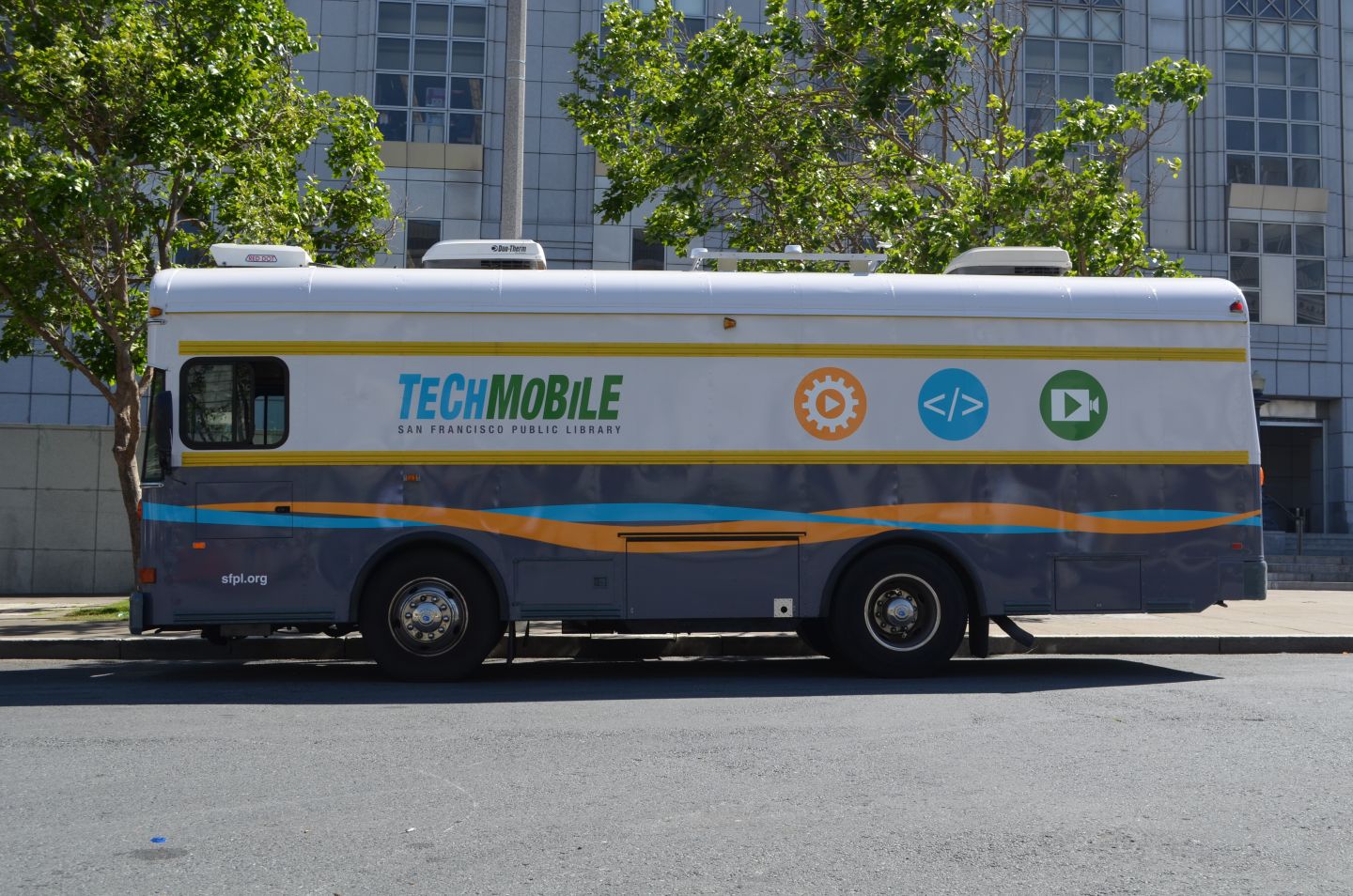 Bookmobiles / Mobile Outreach | San Francisco Public Library