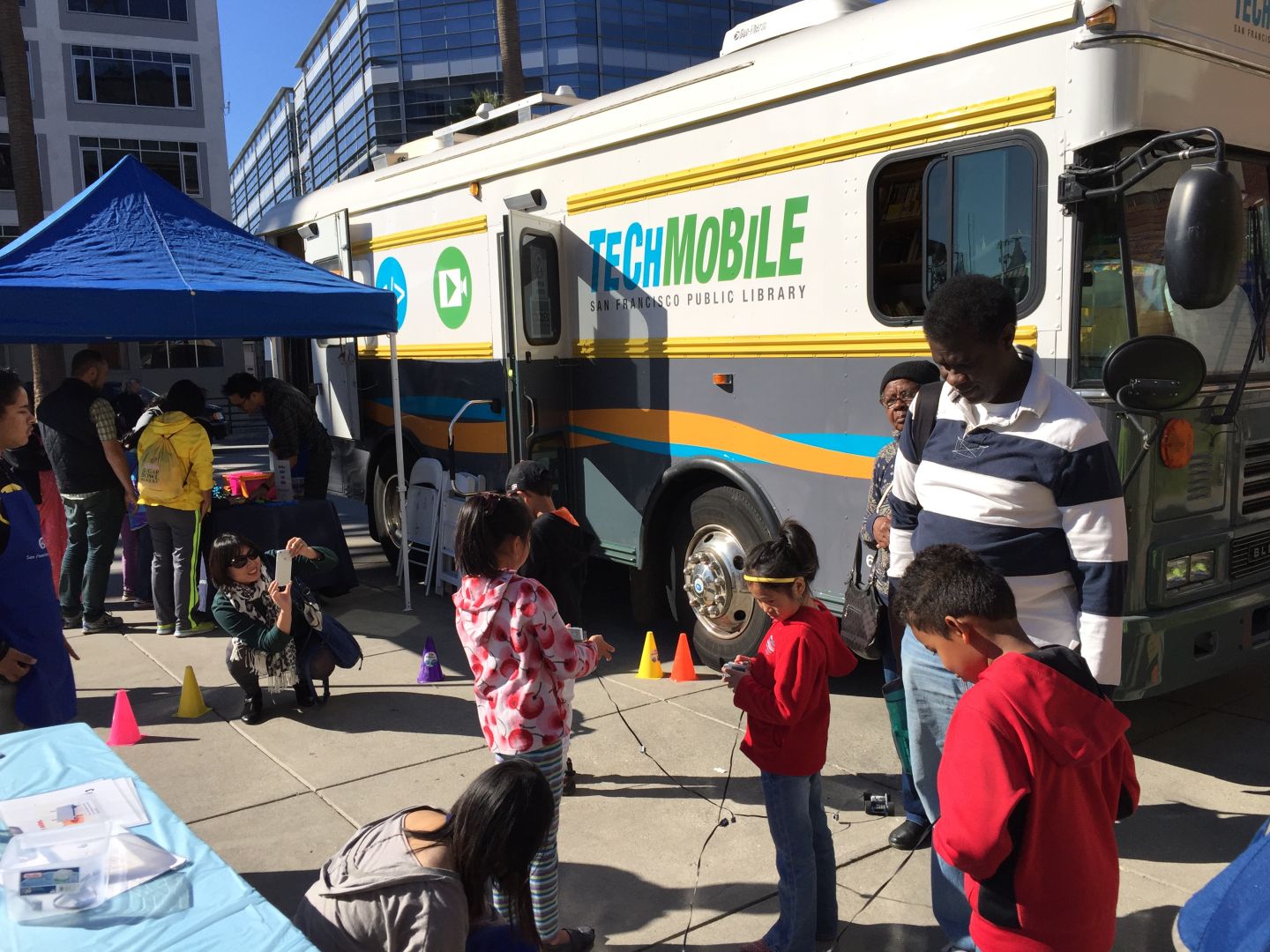 Bookmobiles / Mobile Outreach | San Francisco Public Library